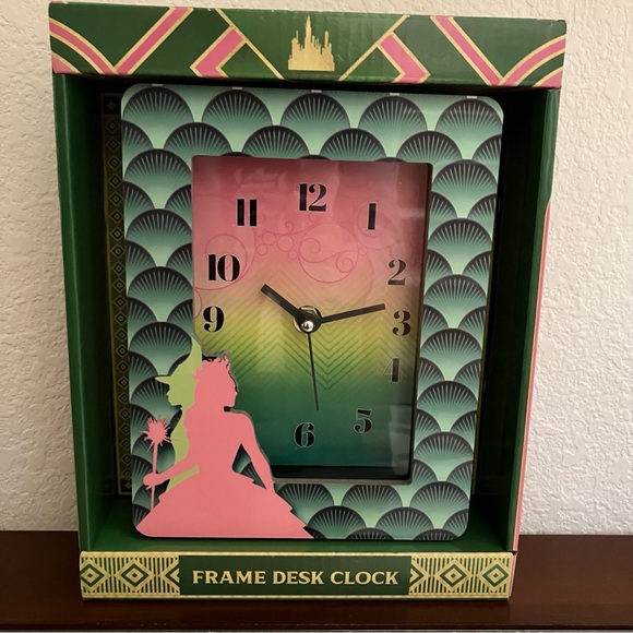 Wicked | Accents | Wicked Elphaba And Glinda Frame Desk Clock Nib ...